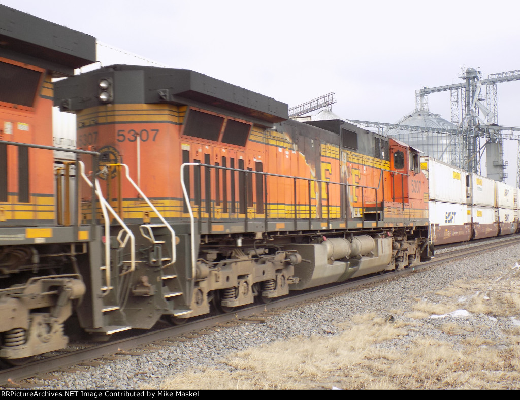 BNSF 5307